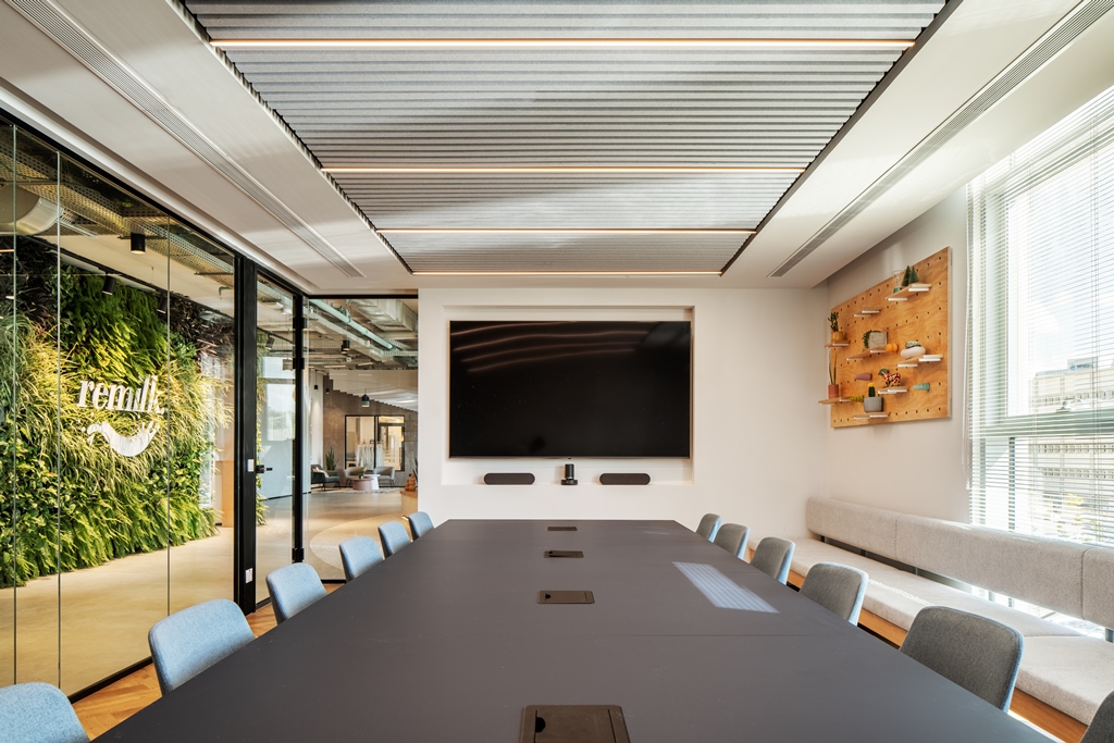 felt line - אריחים מאורכים - יהודה יצוא יבוא